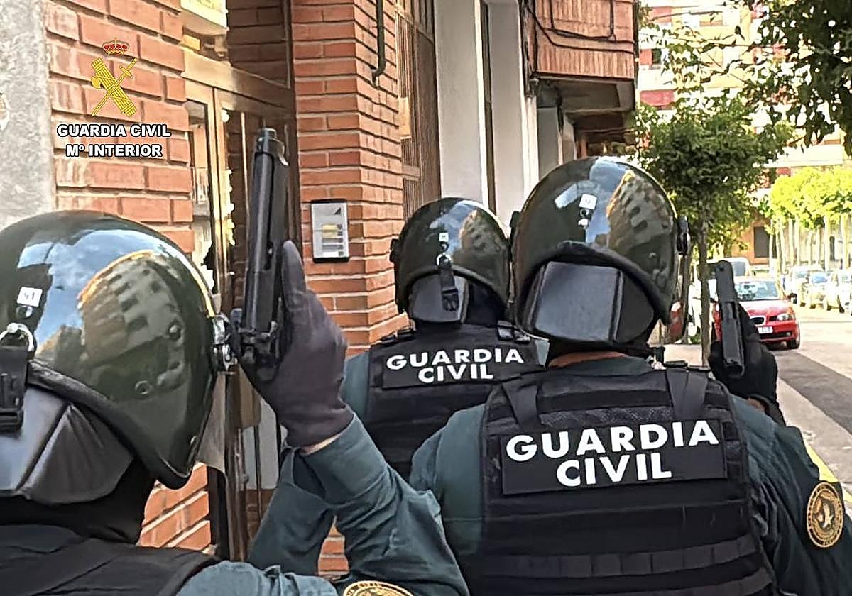 Droga en puertas de Holika: adiós a tres puntos de droga preparados para «surtir» al festival ...